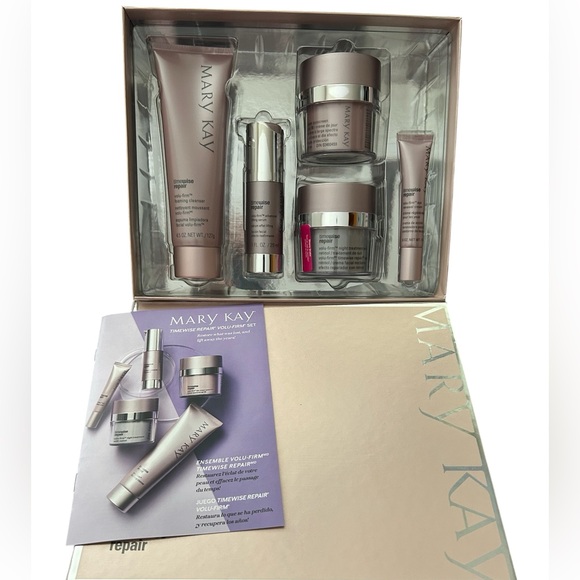 Mary Kay | Skincare | Mary Kay Moisturizer Collection Pink And Silver ...